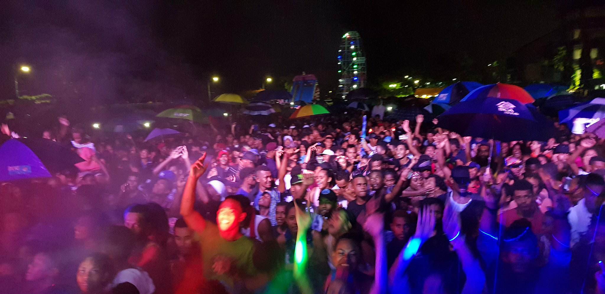 Thousands celebrate 2018 at Annual Fiji Street Party