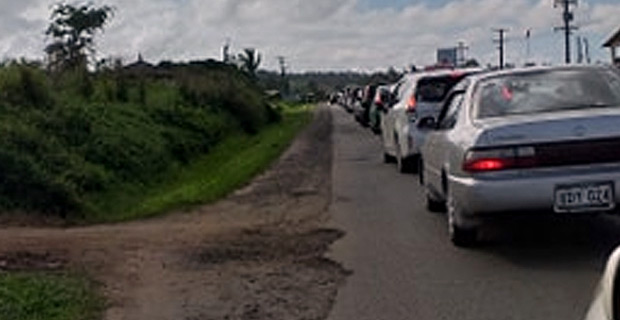 Traffic Jam along Kings Road due to Police checkpoint