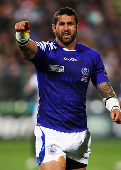 Thompson banned 2 weeks for punch thrown in Barbarians match