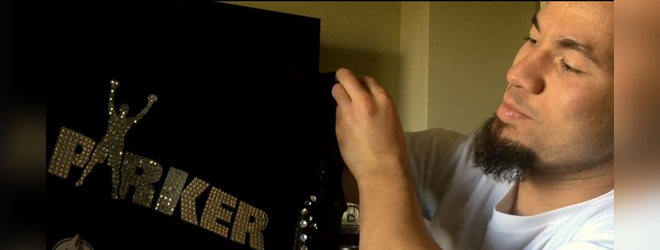 Parker hopes $10,000 uniform will help his title defence