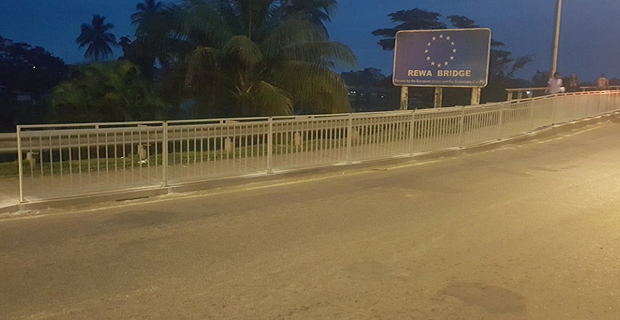Fence installation on new Rewa Bridge running behind schedule