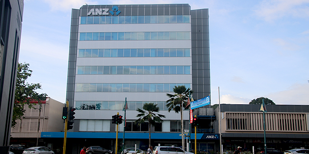 Westpac and ANZ main branches to close today in light of asbestos ...