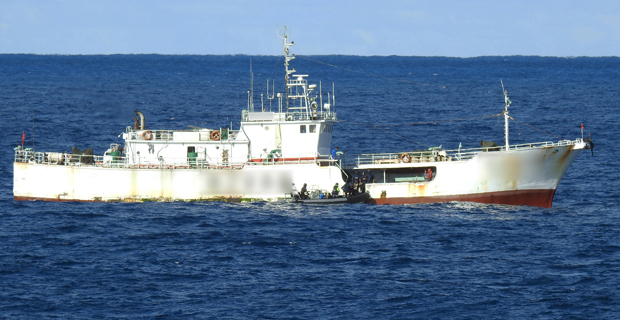 HMNZS Hawea boards about 250 vessels, detects 45 infringements during ...