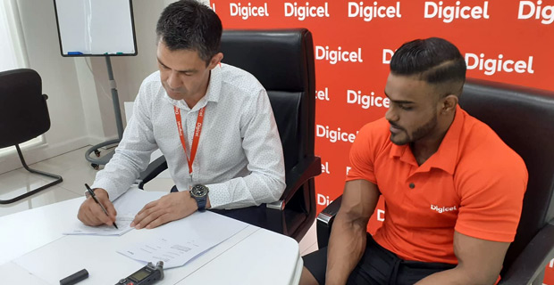 Digicel Fiji gives $5000 sponsorship to Team Fiji Bodybuilding